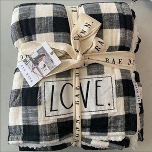 Rae Dunn | Bedding | Rae Dunn Buffalo Plaid Blanket | Poshmark